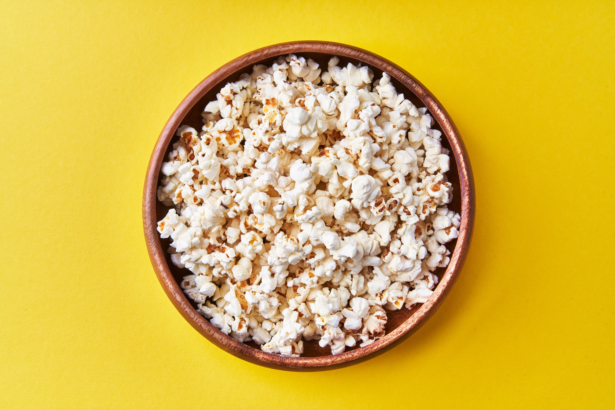 Can Cats Eat Popcorn? (All You Need to Know)